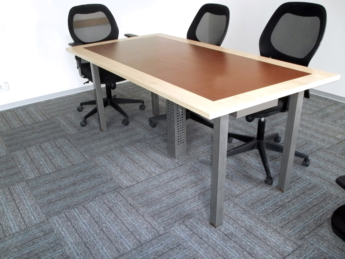 Meeting Table – Space Management Systems India Pvt. Ltd.